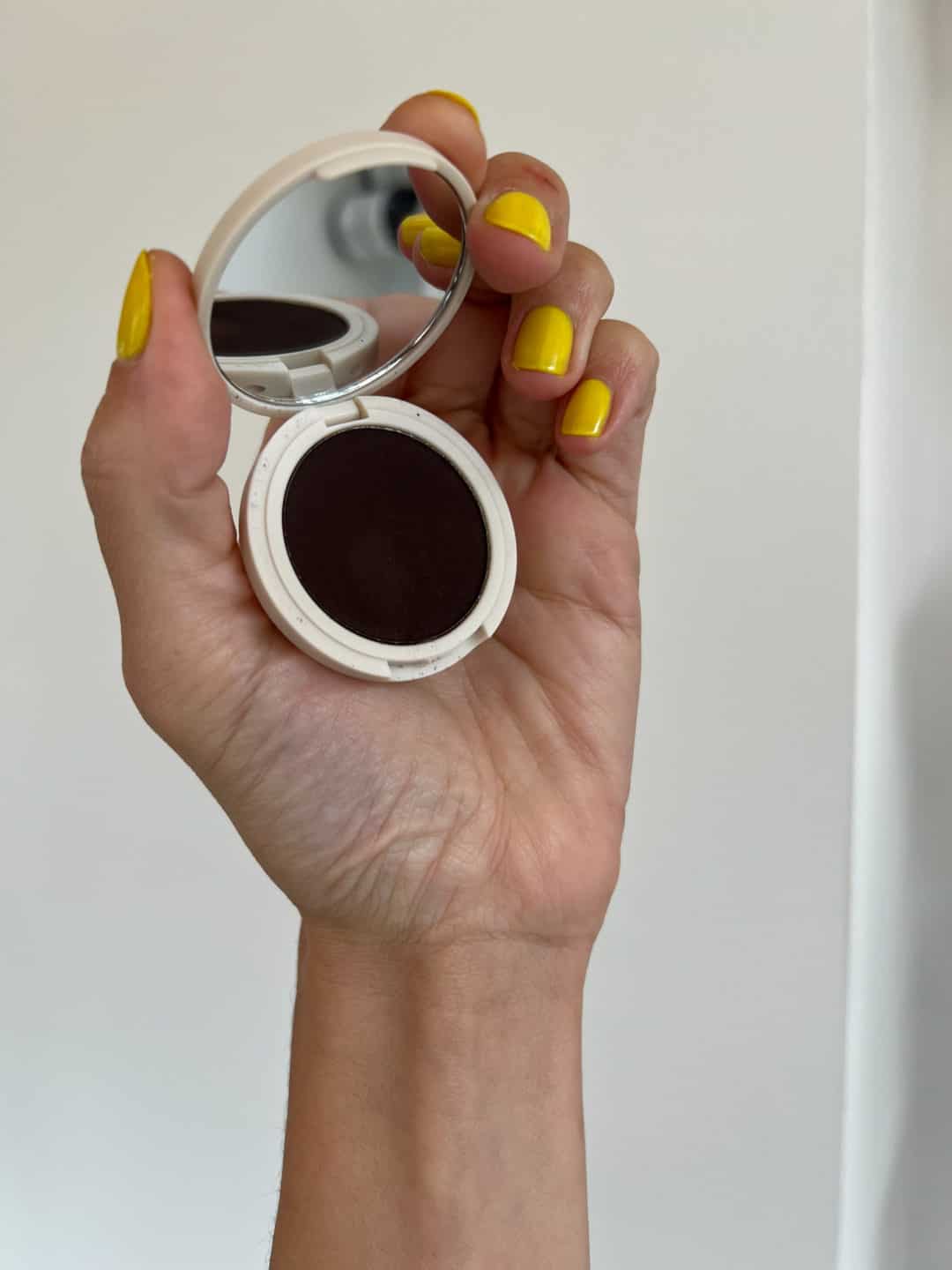Jones Road Beauty Review (Pros & Cons) | The New Knew