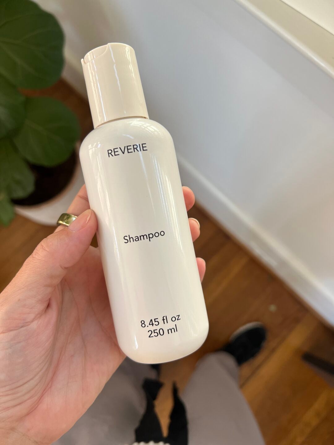 REVERIE Review: Clean Hair & Scalp Care + Exclusive Discount!- The New Knew
