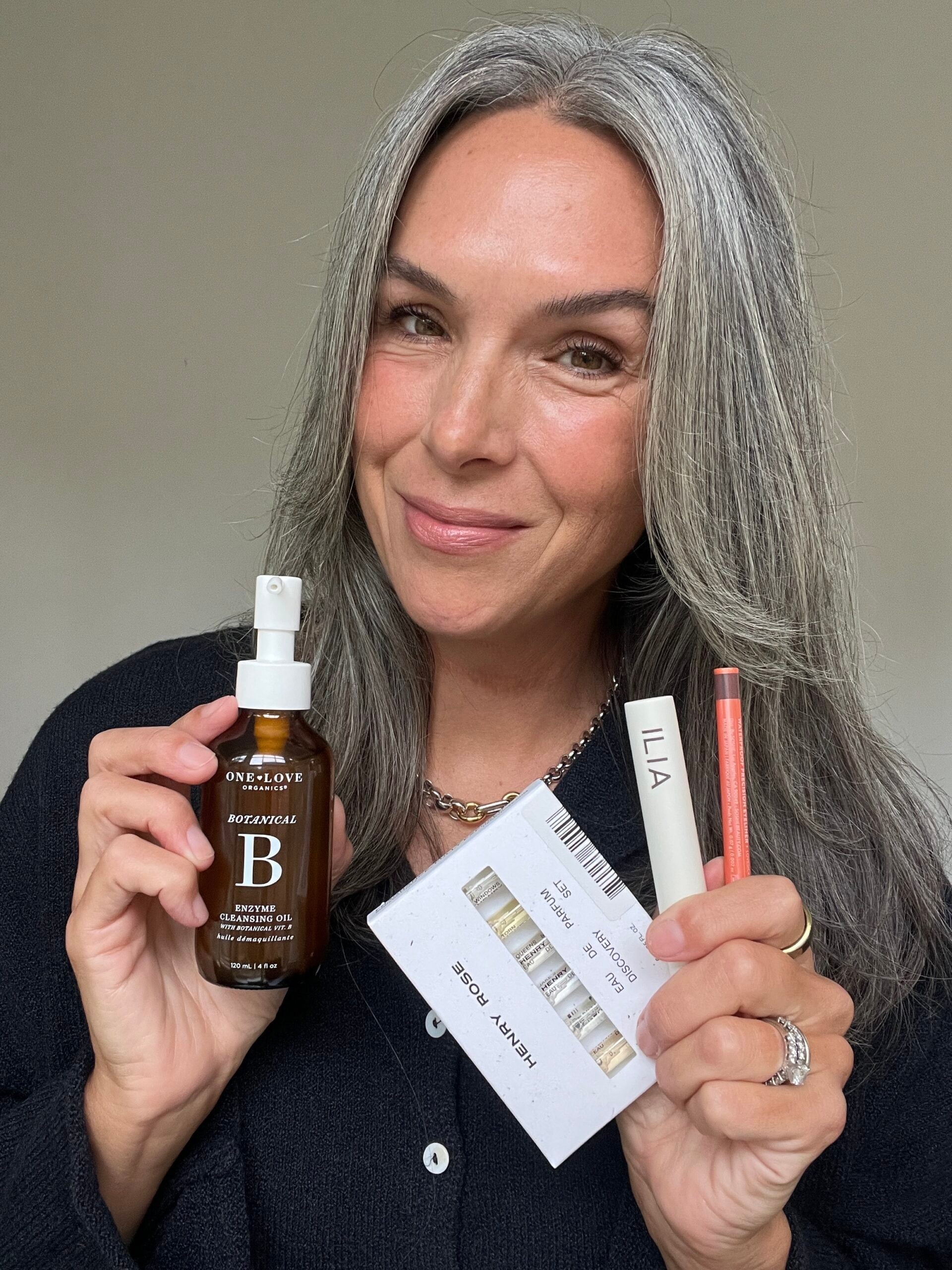 Clean Beauty Gift Guide 2025 - The New Knew